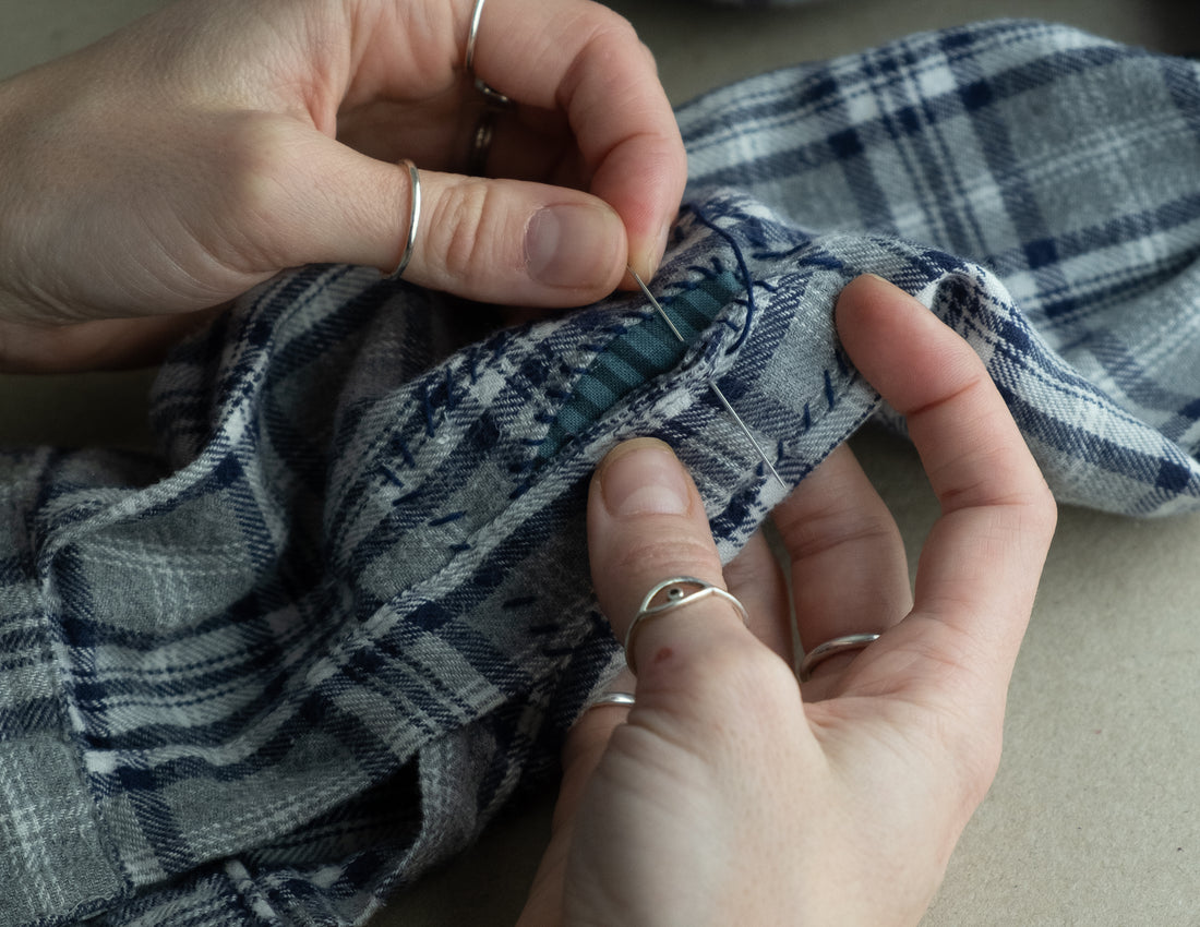 visible mending workshops, kits, tools and commissions – slow stitch club